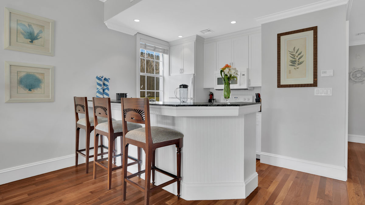Stay at Harbour Island Luxury Villas, Suites & Townhouses | Valentines ...